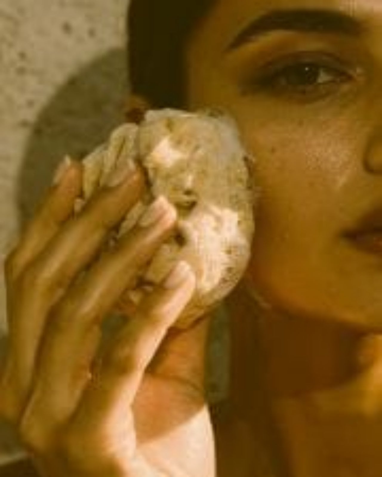 Daily Glow Natural Facial Sponge – Reusable Sea Sponge for Skincare